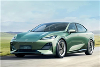 爆款已成！長安深藍SL03十二月熱銷11650輛：交付以來首次破萬 - 幫趣