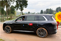 40萬級最強SUV 問界M8實車諜照曝光：內飾比M9更好了 - 幫趣